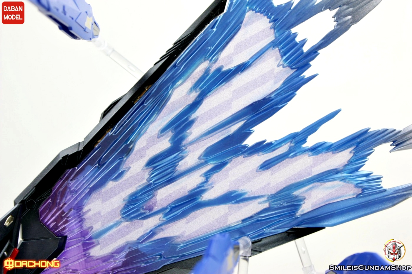 Strike Freedom Fighter Wing Of Light Option Set[DABAN] - Smileis Gundam ...
